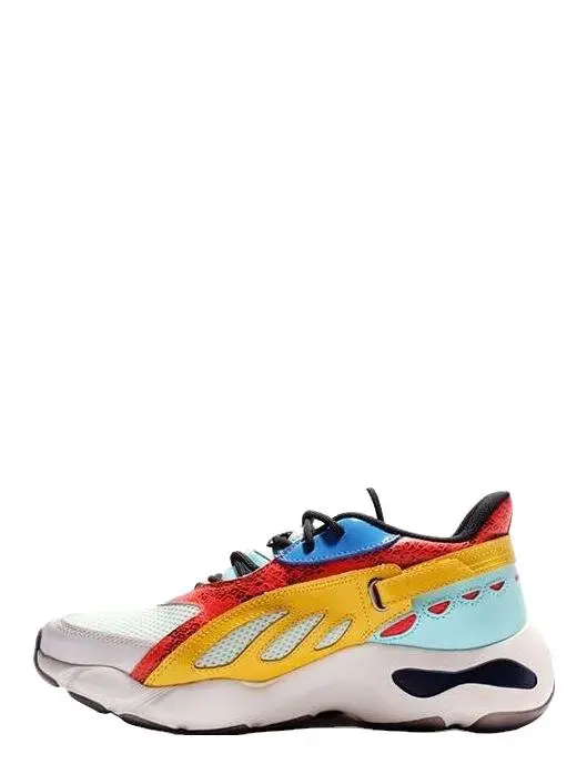 LI-NING Butterfly X New York Fashion Week Sneakers - Yellow/red