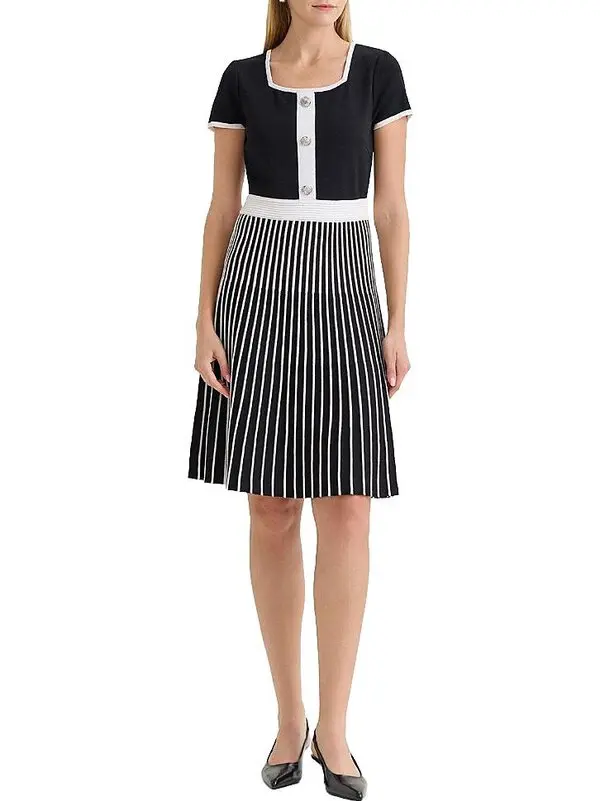 Ming Wang Knit Fit & Flare Dress With Pleated Skirt And Button Detail - Black/white