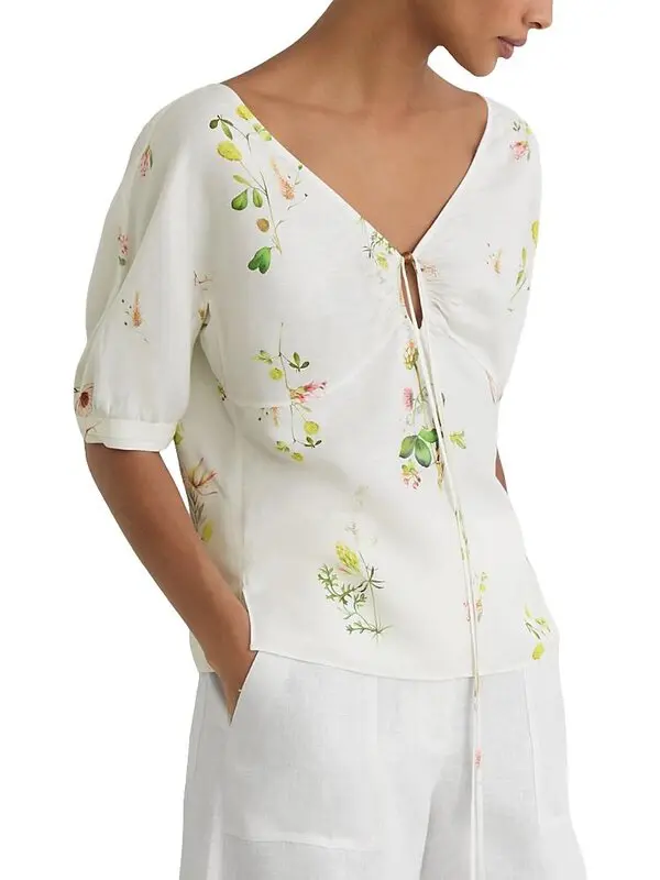 REISS Qunicy Floral Keyhole Top - Ivory