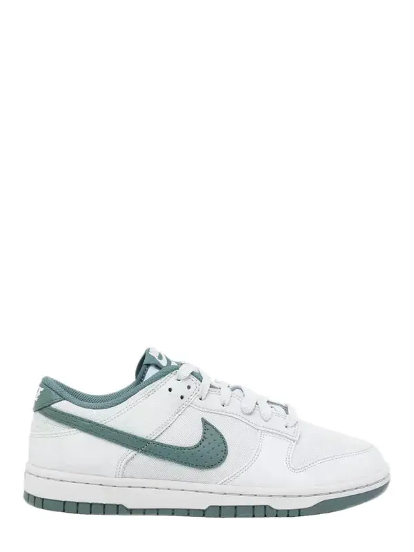 Nike Dunk Low "light " Sneakers - Grey
