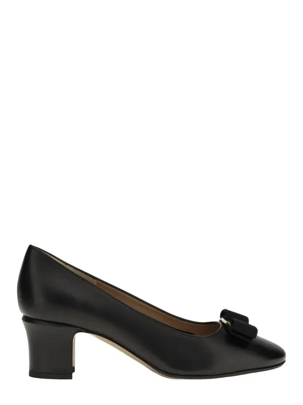 FERRAGAMO Vara Pumps With Bow - Black