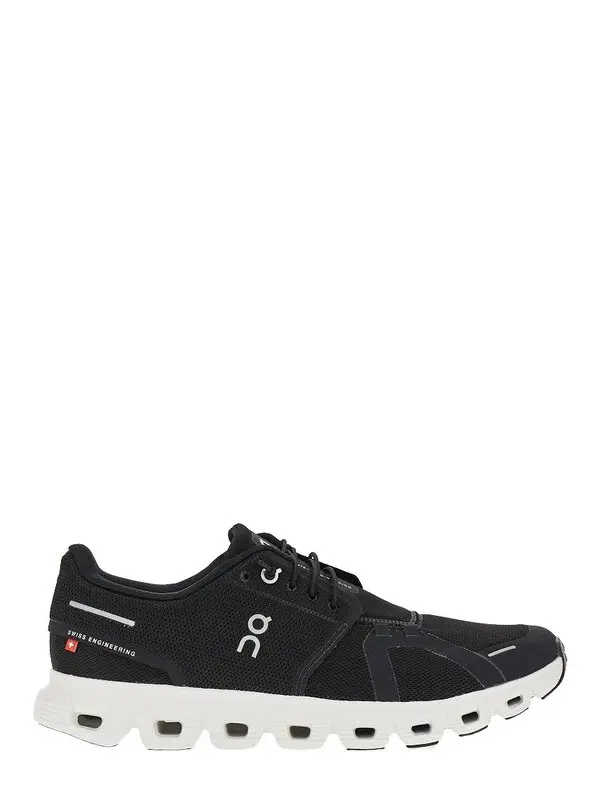 On 6 Sneakers With Speedboard® Technology - Black