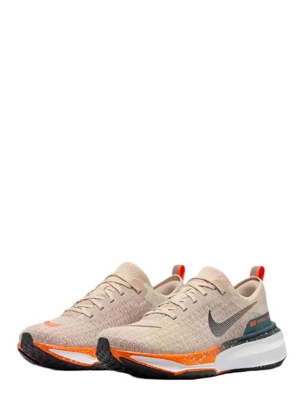 Nike Zoomx Invincible Run 3 Sneakers - Neutrals