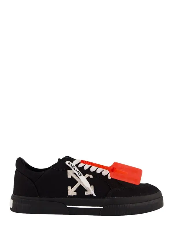 Off-White Vulcanized Low Top Sneakers - Black