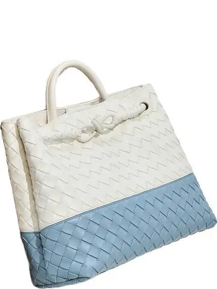 Bottega Veneta Andiamo - Alabaster/mineral