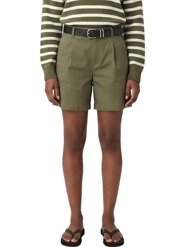 Closed Tailored Shorts With Belted Waist - Green