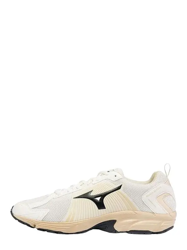 Mizuno Spark Cn 2 Low Top Sneakers - Default Colorway