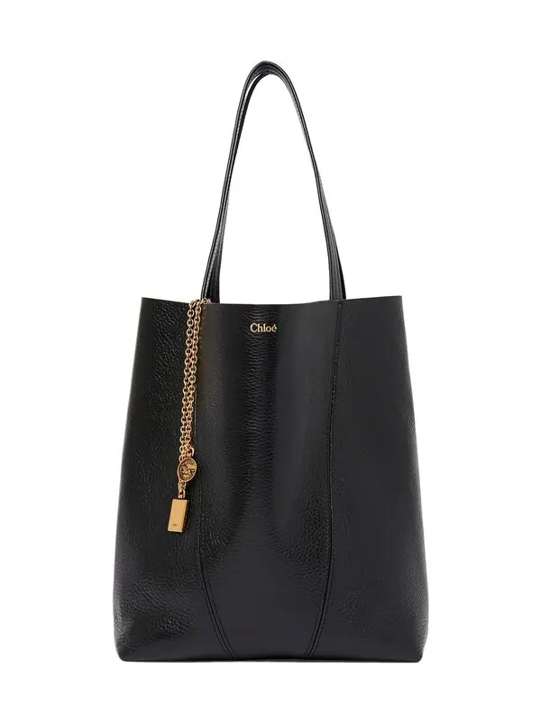 Chloé Grained Leather Spin Tote Bag With Medallion Charm - Black