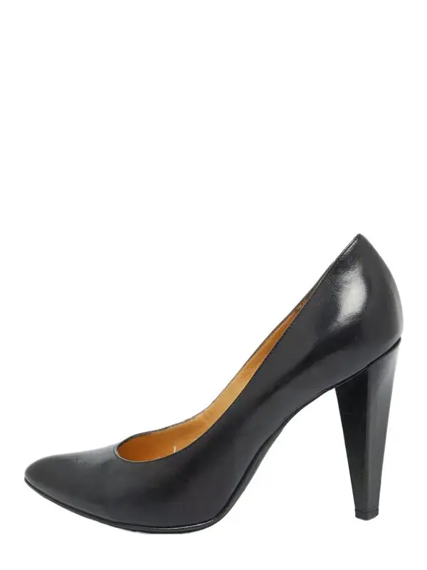 Marc Jacobs Pointed-toe Pumps - Black