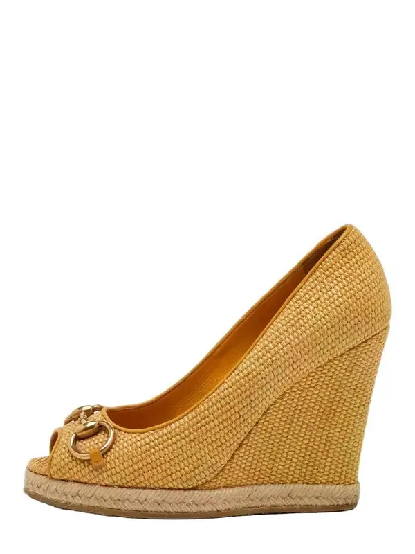 Gucci Charlotte Wedge Pumps - Neutrals