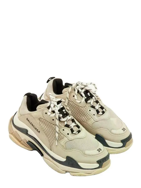 Balenciaga Triple S Low-top Sneakers - Neutrals