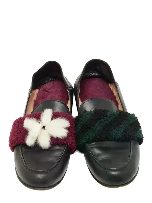 Fendi Shearling Flower Loafers - Black