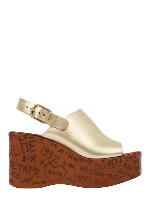 Chloé Maxime Platform Wedge Sandals In Metallic Calfskin - Gold