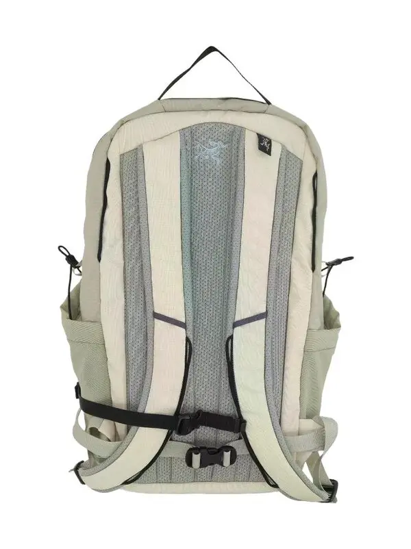 Arc'teryx Mantis 26 Backpack - Neutrals