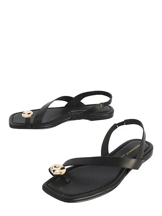 Intentionally Blank Roro Toe-loop Sandals - Black