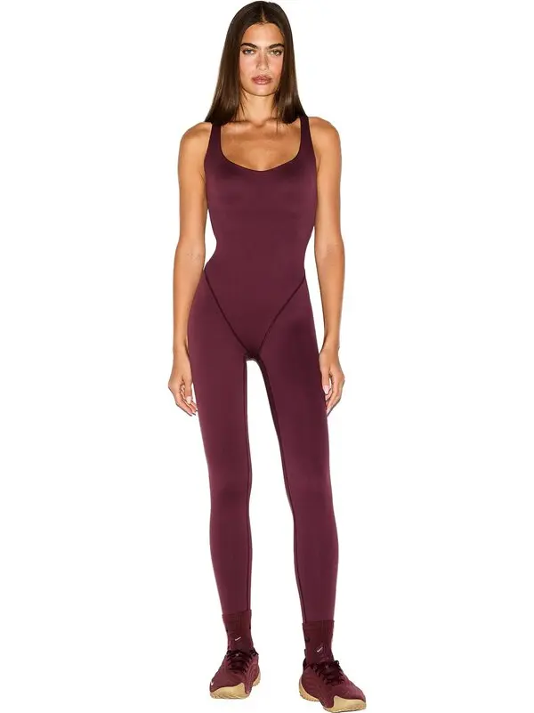 SKIMS Racer Long One Piece - Currant