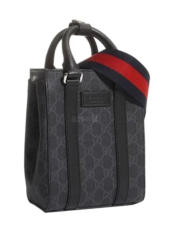 Gucci Gg Supreme Canvas Tote Bag - Black