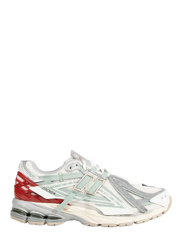 NEW BALANCE 1906a Sneakers - Grey