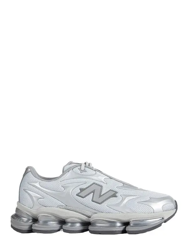 NEW BALANCE 2000 Metallic Mesh Sneakers - Grey