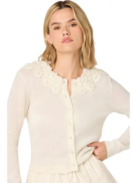 Astr The Label Meadow Floral Appliqué Collar Cardigan - Off White
