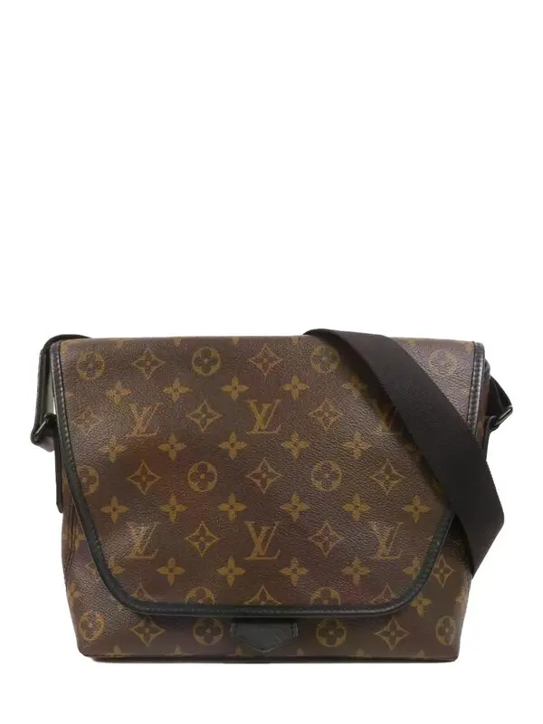 LOUIS VUITTON Monogram Macassar Messenger Bag - Brown