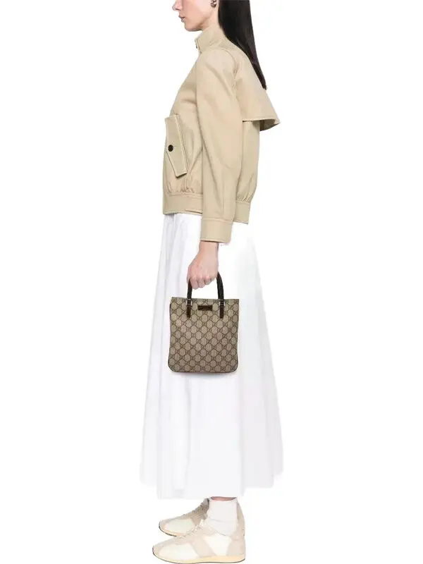 Gucci Gg Supreme Handbag - Neutrals