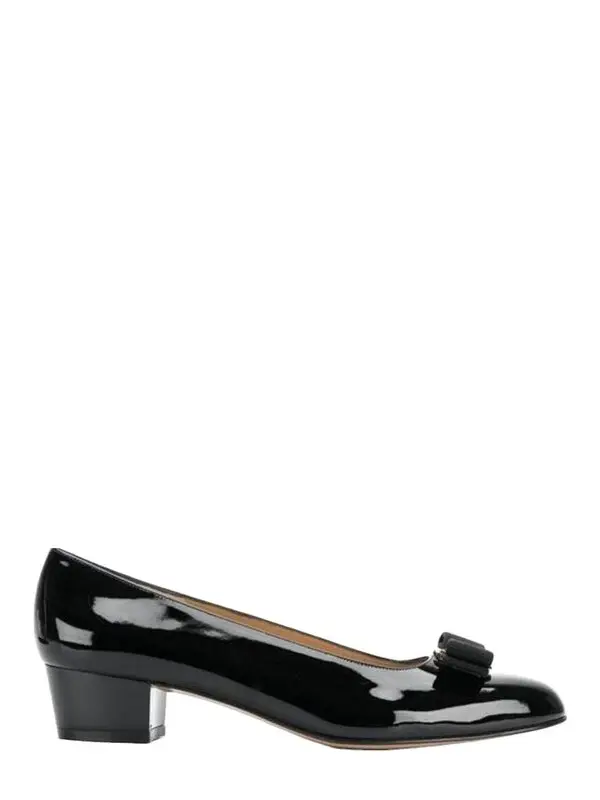 FERRAGAMO Vara Bow Pumps - Black