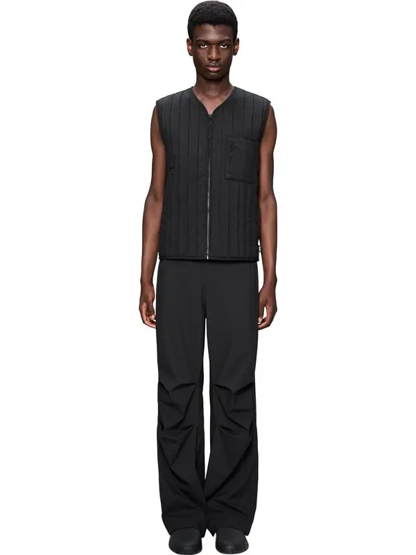 Rains Banja Quilted Liner Vest With V-neck And Zip Closure - Black