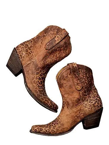 Overland Selena Leather Cowboy Boots - Ocre