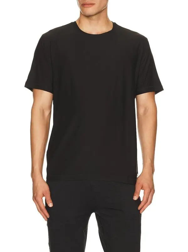 Vuori Strato Tech Tee - Black