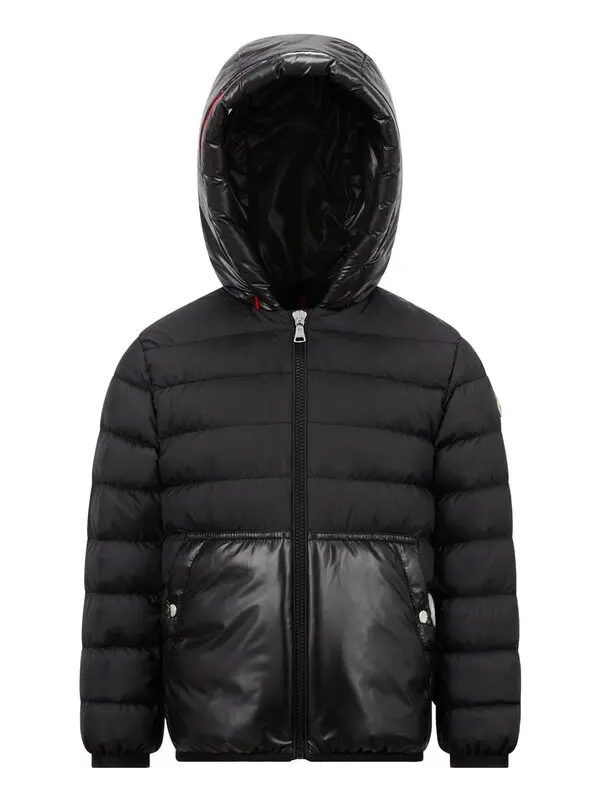 Moncler Arnaldo Down Jacket With Logo Patch - Black
