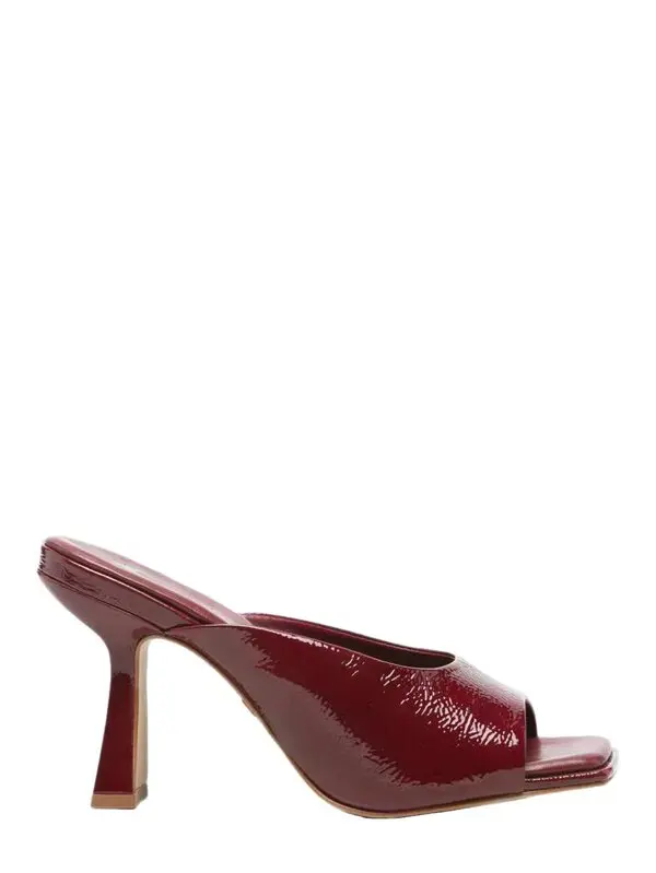 ANDREA CARRANO Patent Finish Square-toe Mules - Red