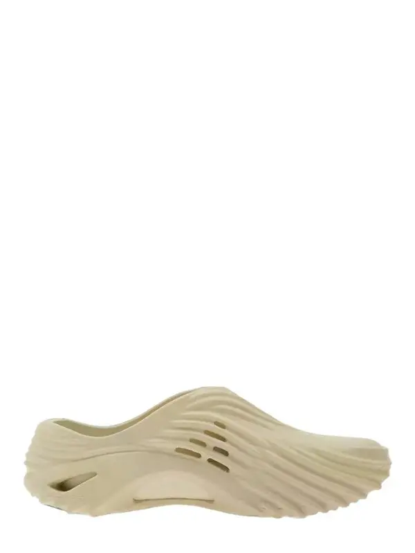 CROCS Echo Wave Slip-on Sneakers - Neutrals