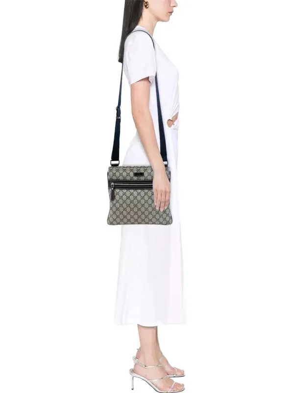 Gucci Gg Supreme Canvas Crossbody Bag - Neutrals