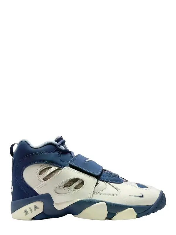 Nike Diamond Turf 2 Touch-strap Sneakers - Neutrals