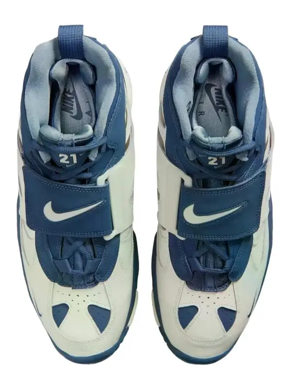 Nike Diamond Turf 2 Touch-strap Sneakers - Neutrals