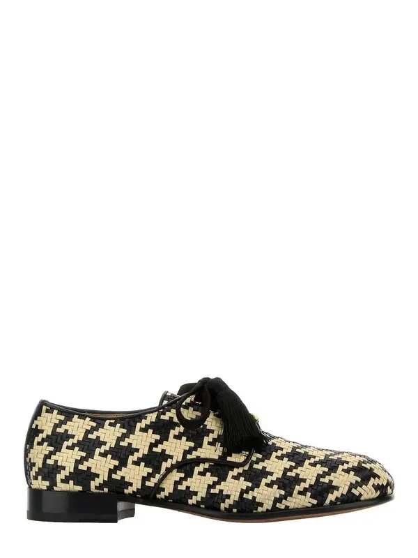 Valentino Garavani Two-tone Woven Leather Lace-up Derby Shoes With Vlogo Signature - White