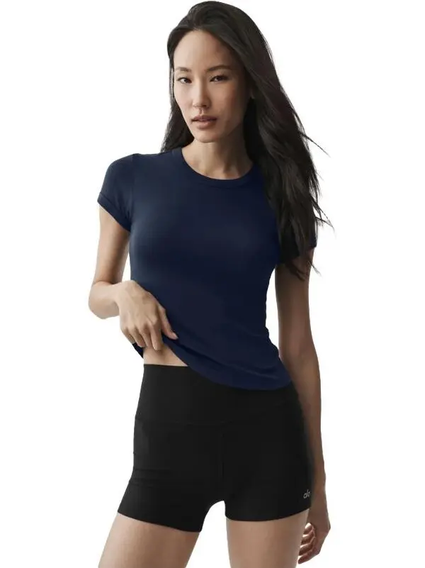 Alo Yoga Timeless Fitted T-shirt - Navy