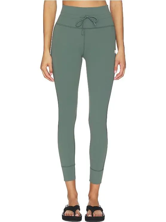 Vuori Daily Legging In Green - Agate Green