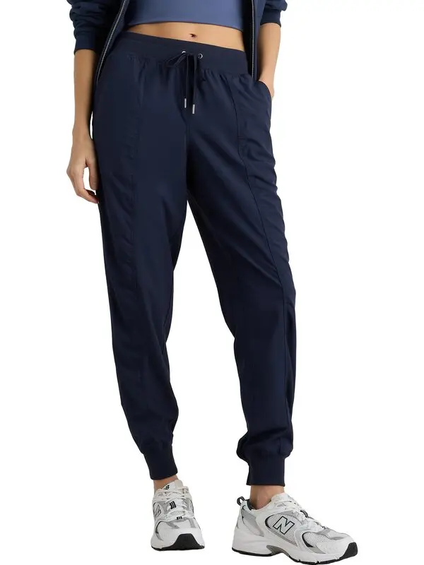 Quince Performance Tech Mid-rise Joggers - Deep Navy