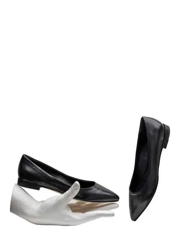 Lukure Amelie Flat - Black