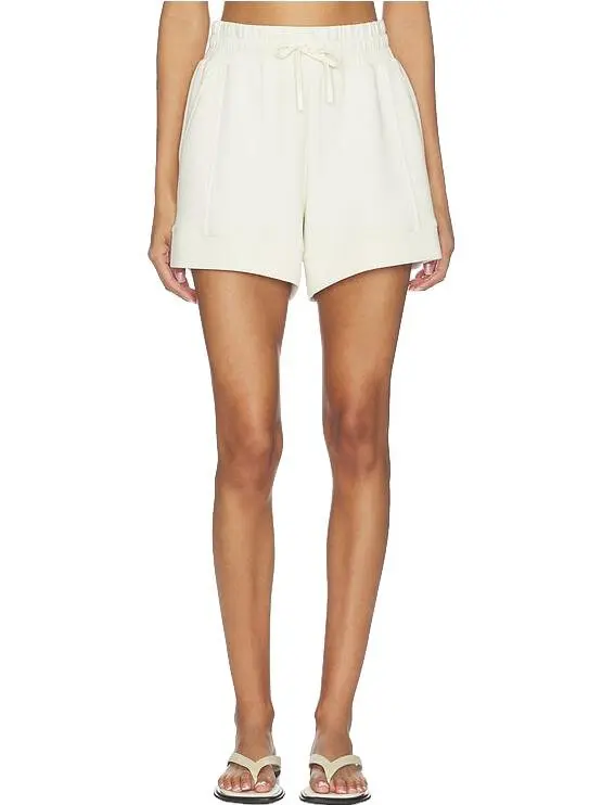 Varley High Rise Short - Pristine