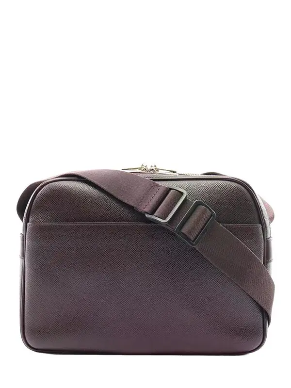LOUIS VUITTON Taiga Reporter Pm Bag - Red