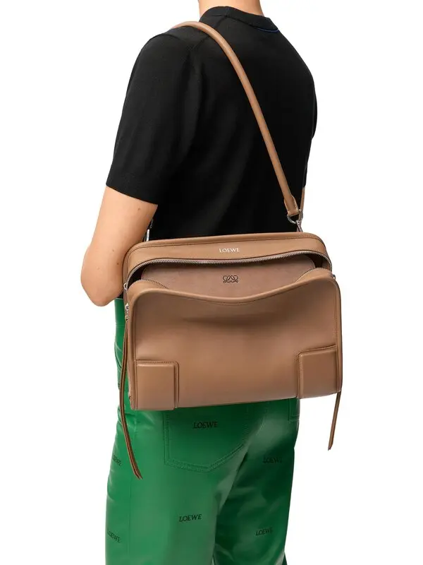 Loewe Medium Amazona Bag In Soft Calfskin - Mocha