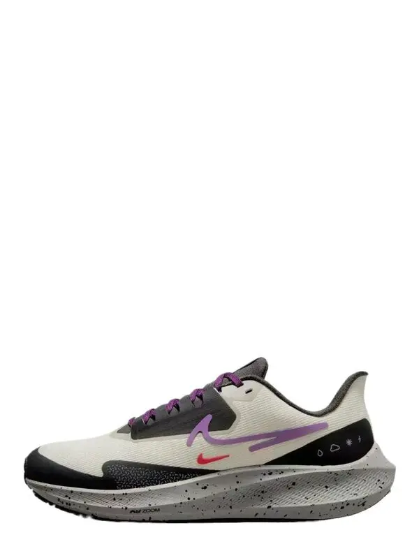 Nike Zoom Pegasus 39 Shield Sneakers - Neutrals