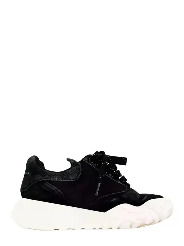 Alexander McQueen Court Chunky Sneakers - Black