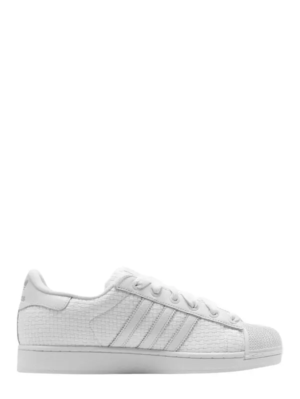 ADIDAS ORIGINALS Low Top Lace Up Sneakers - White
