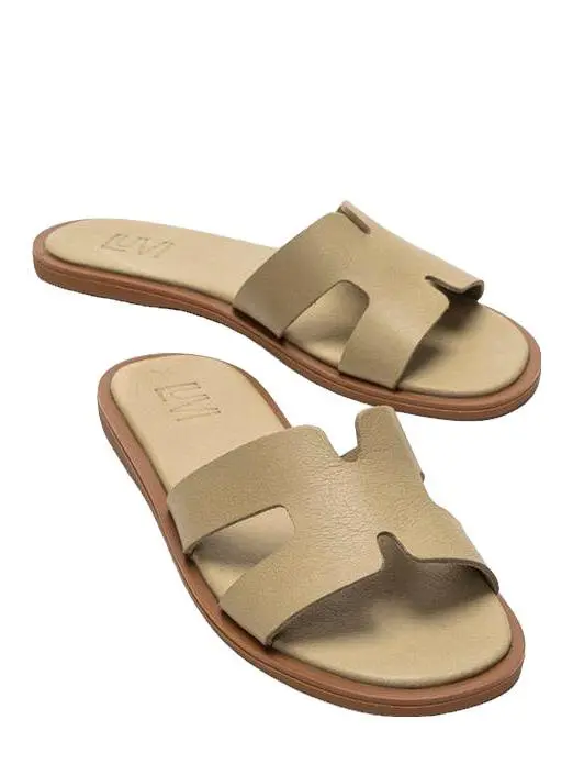 FOREVER & ALWAYS SHOES Biora Leather Sandal - Green