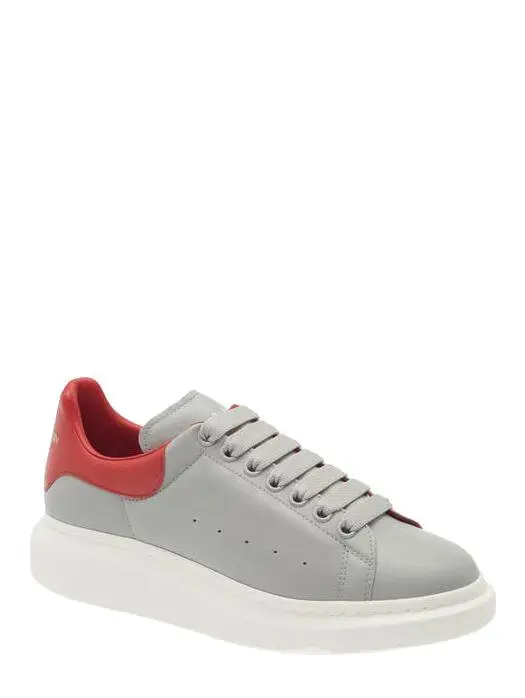 Alexander McQueen Oversized Leather Sneakers With Leopard-embossed Sole - Lead