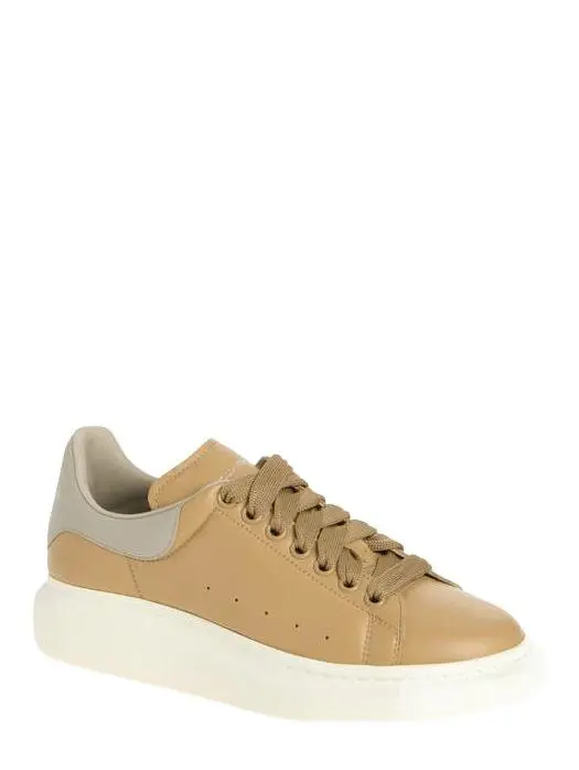 Alexander McQueen Oversized Leather Sneakers With Leopard-embossed Sole - Rope